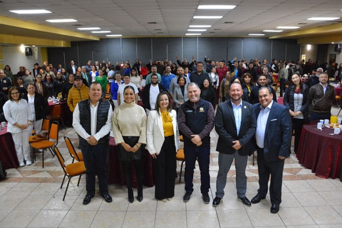 RECONOCE ISSSTECALI A PERSONAL POR AÑOS DE SERVICIO